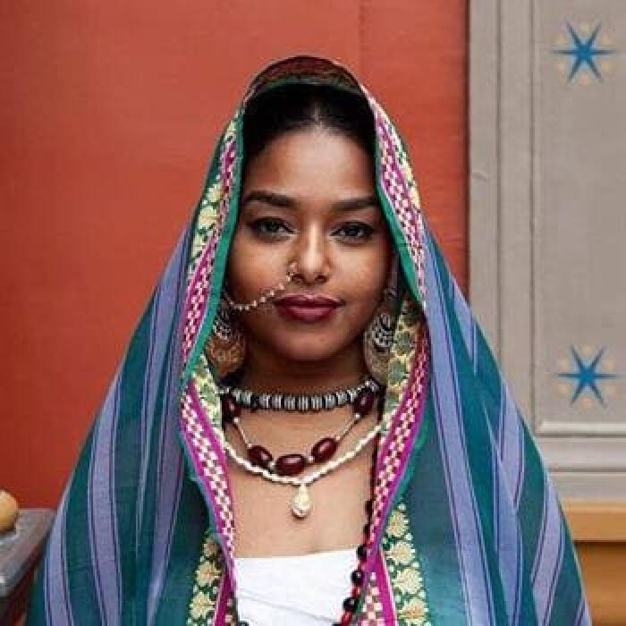 Mayada Adil, créatrice de mode engagée - Radio Nova