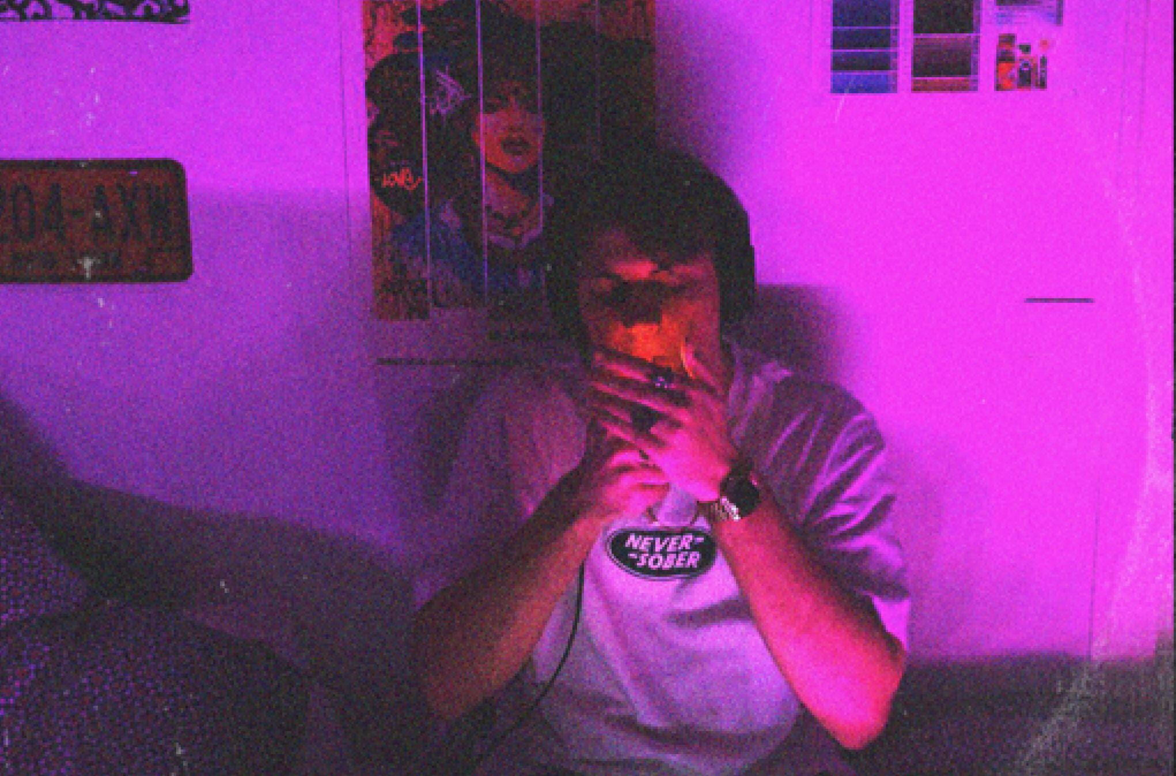 Le jeune rappeur James The Prophet publie une mixtape au profit de l'AP ...