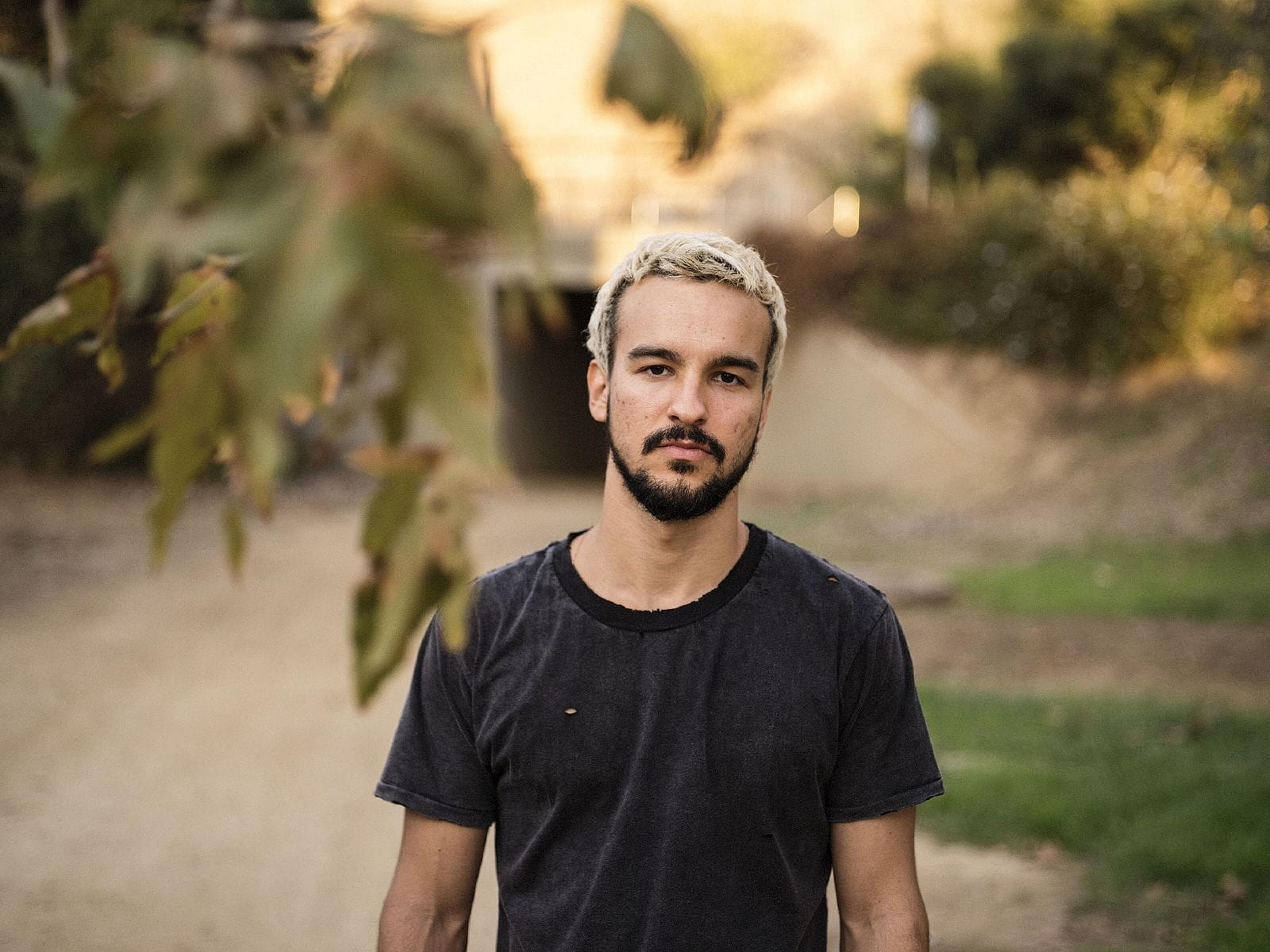 Gabriel Garzon-Montano et Jamila Woods ensemble sur un remix reggaeton ...