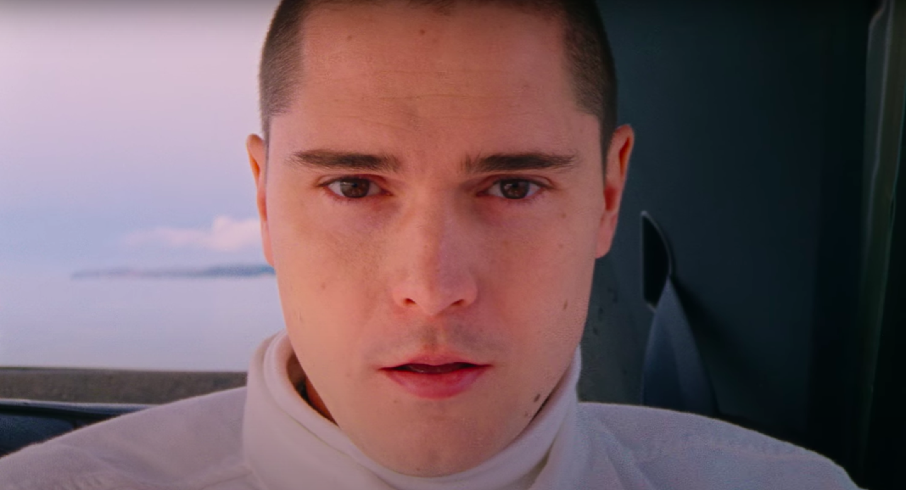 Victor Solf fait peau neuve sur un premier album solo et soulful ...