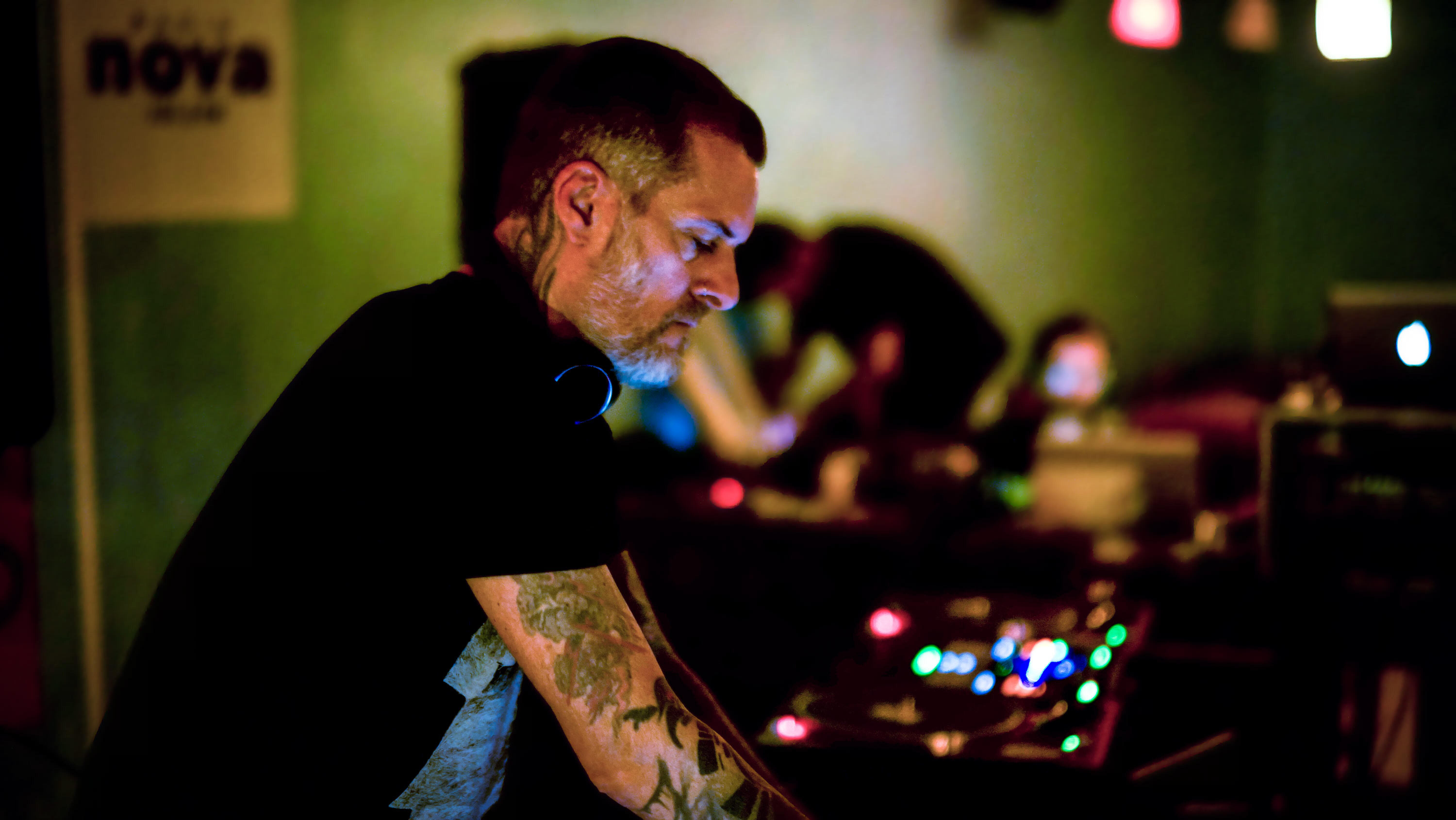 Nova Danse invite Manu le Malin, aka The Driver - Radio Nova