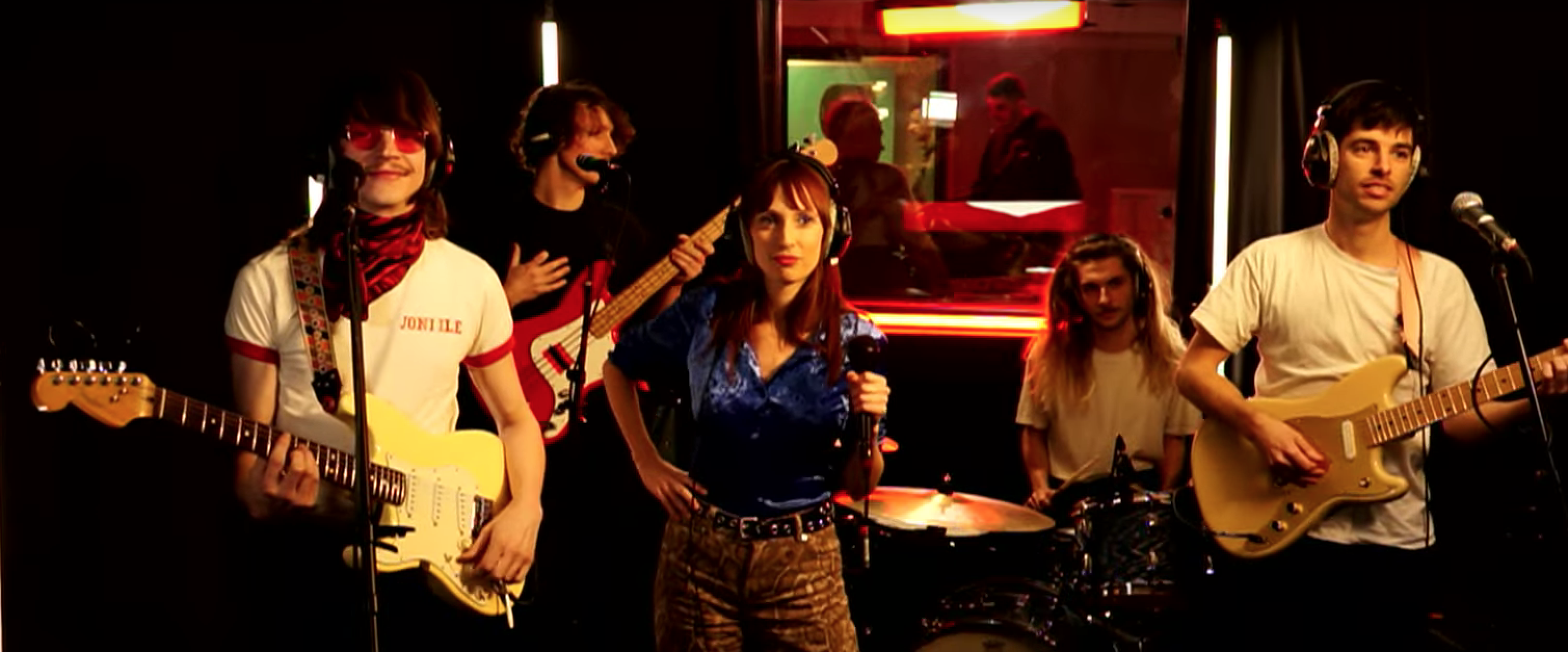 Ada Oda en live dans « Chambre noire » - Radio Nova