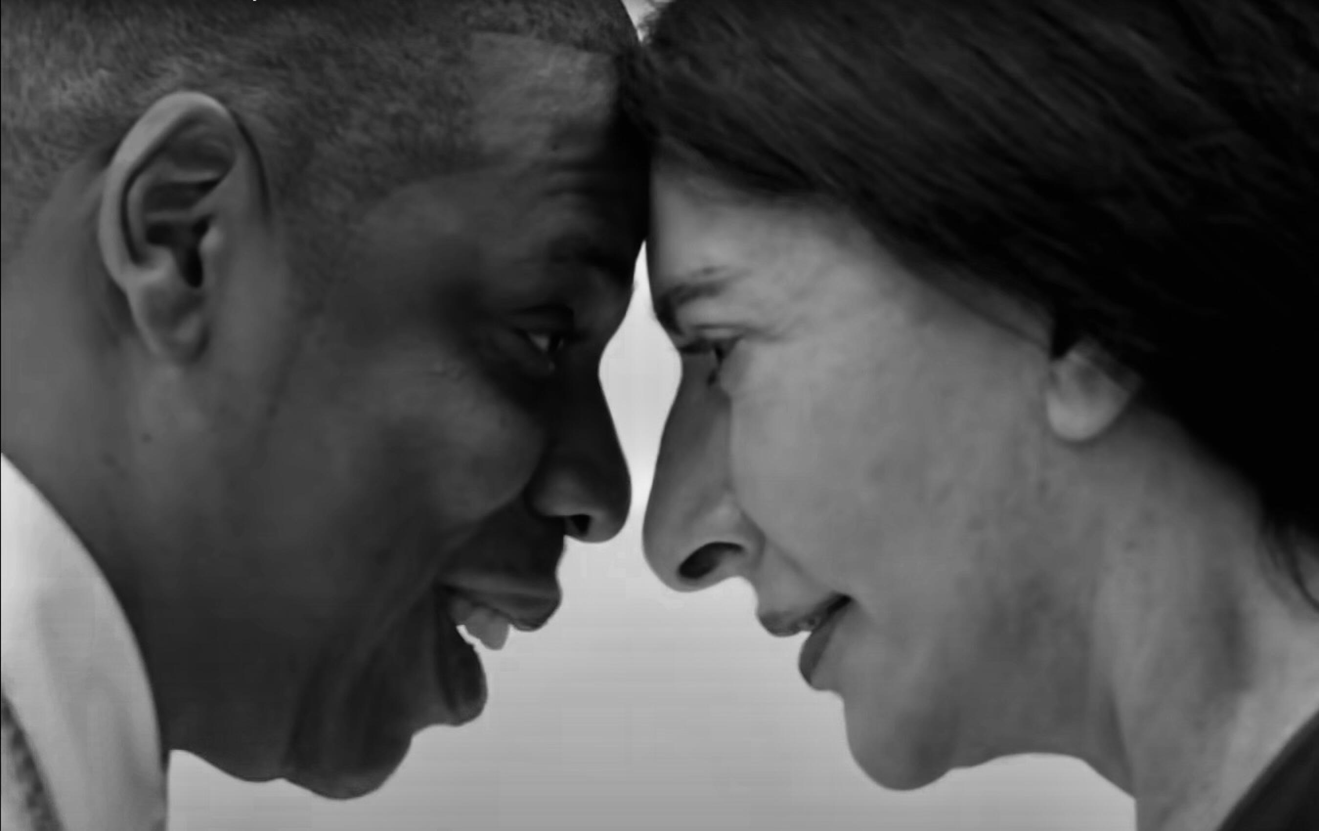 Les rencontres improbables : Jay Z vs Marina Abramovic, Janet Jackson vs Cliff Richard, Dalida ...