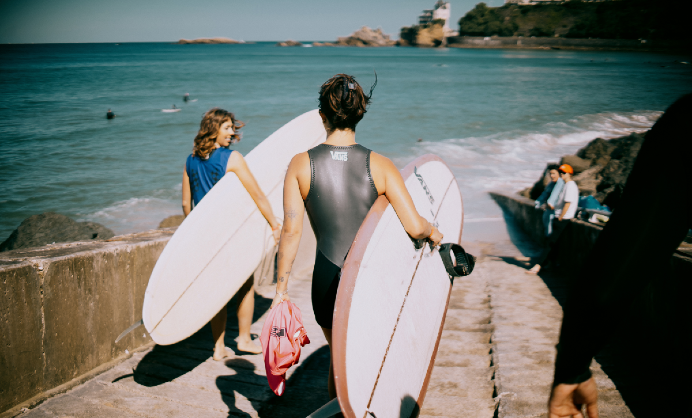 "C'est bien plus qu'une compétition de surf" : Nova était au Queen ...