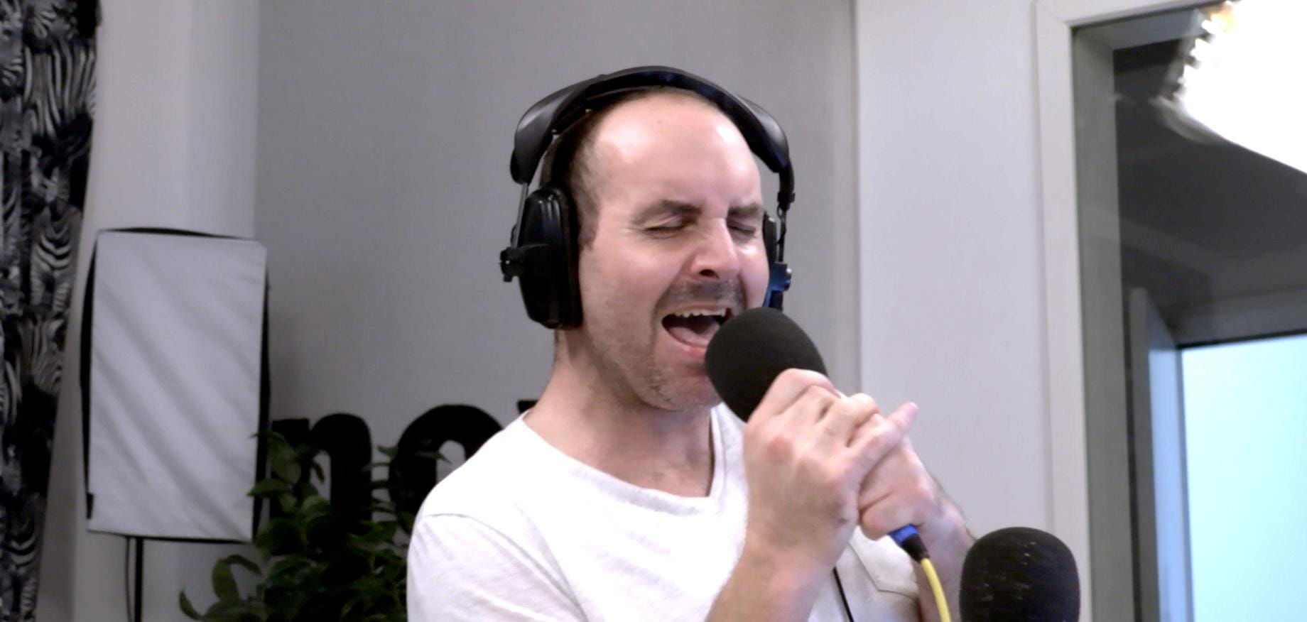 DJ Chelou signe son retour avec Téléfouine - Radio Nova