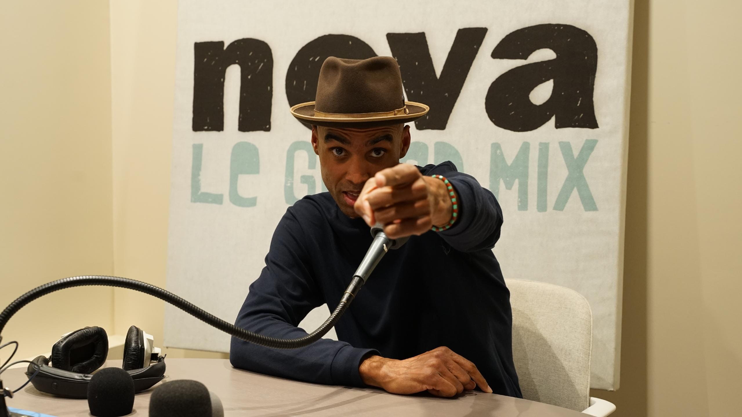 En Images... Adé Bantu présente « Animal Carnival » et « Cash and Carry ...