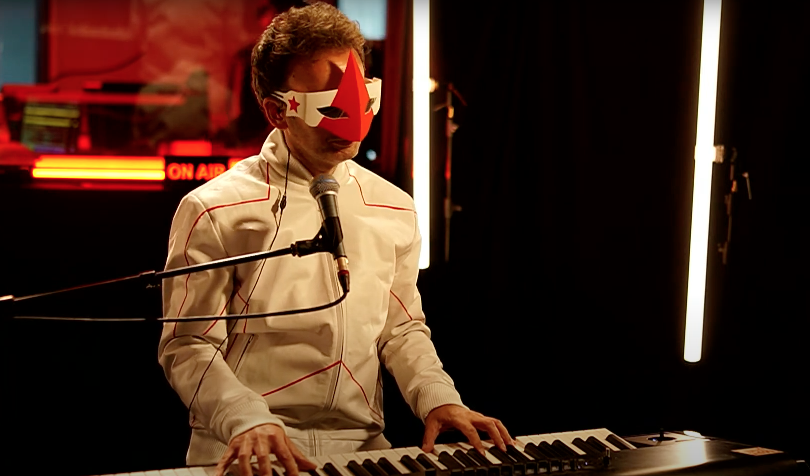 Cascadeur en live dans « Chambre Noire » - Radio Nova